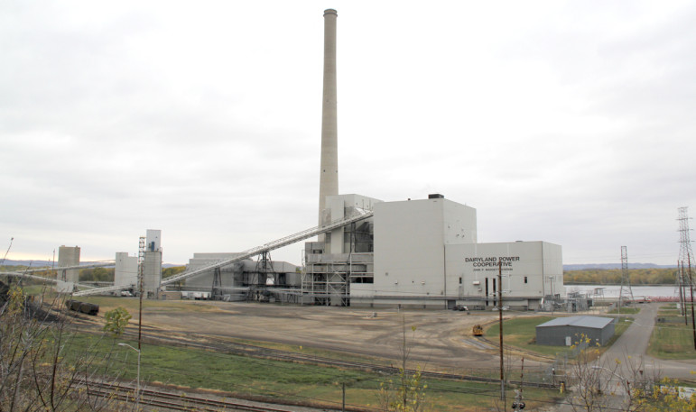 Under legal pressure, Wisconsin coal-fired power plants curb emissions ...