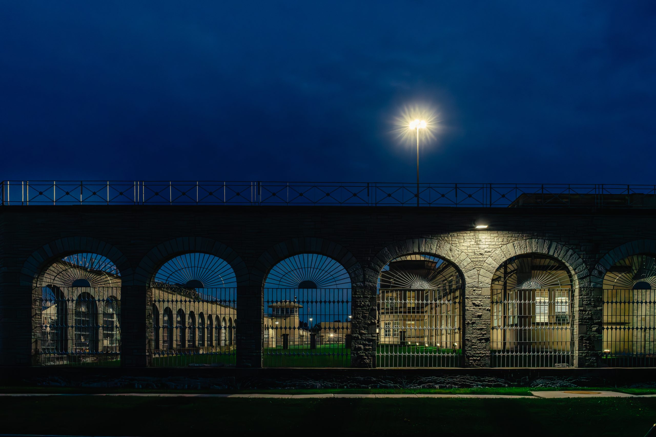 Former Wisconsin prison warden charged in prisoner deaths